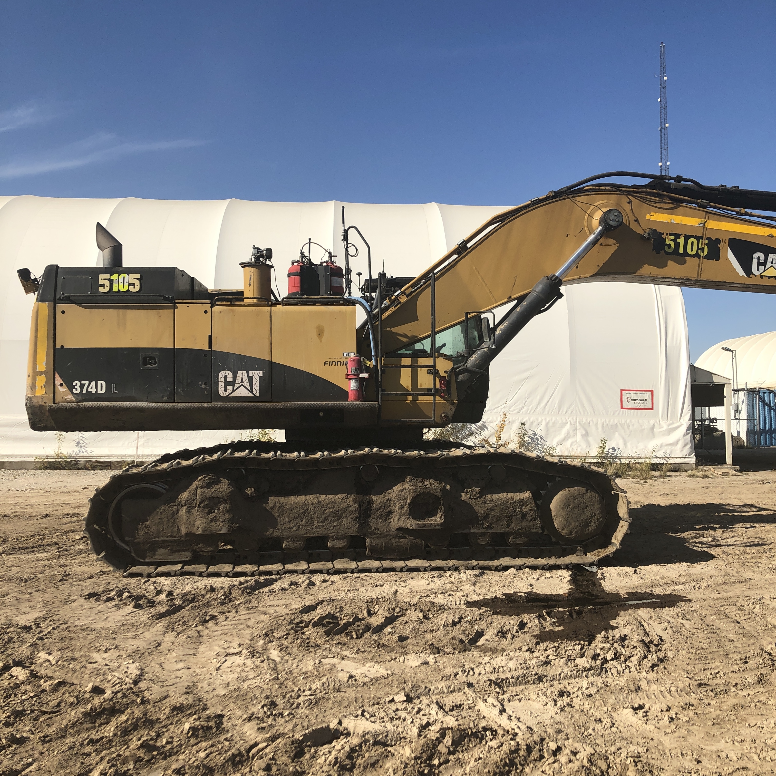 Caterpillar 374D Excavator | IronHub Marketplace